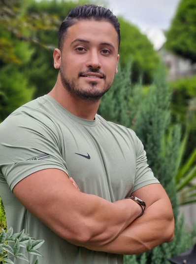 NIMA SADEGHI - من نیما صادقی ماساژور حرفه ای با ارائه خدمات در منزل